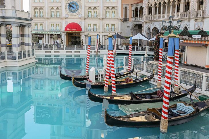 The Venetian Gondola Ride in Las Vegas - What You Need to Know