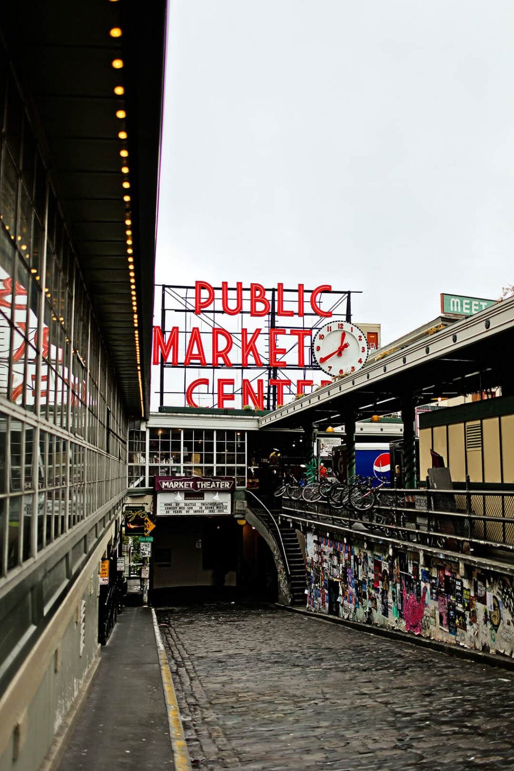 25 Best Markets in the World to Put On Your Bucket List