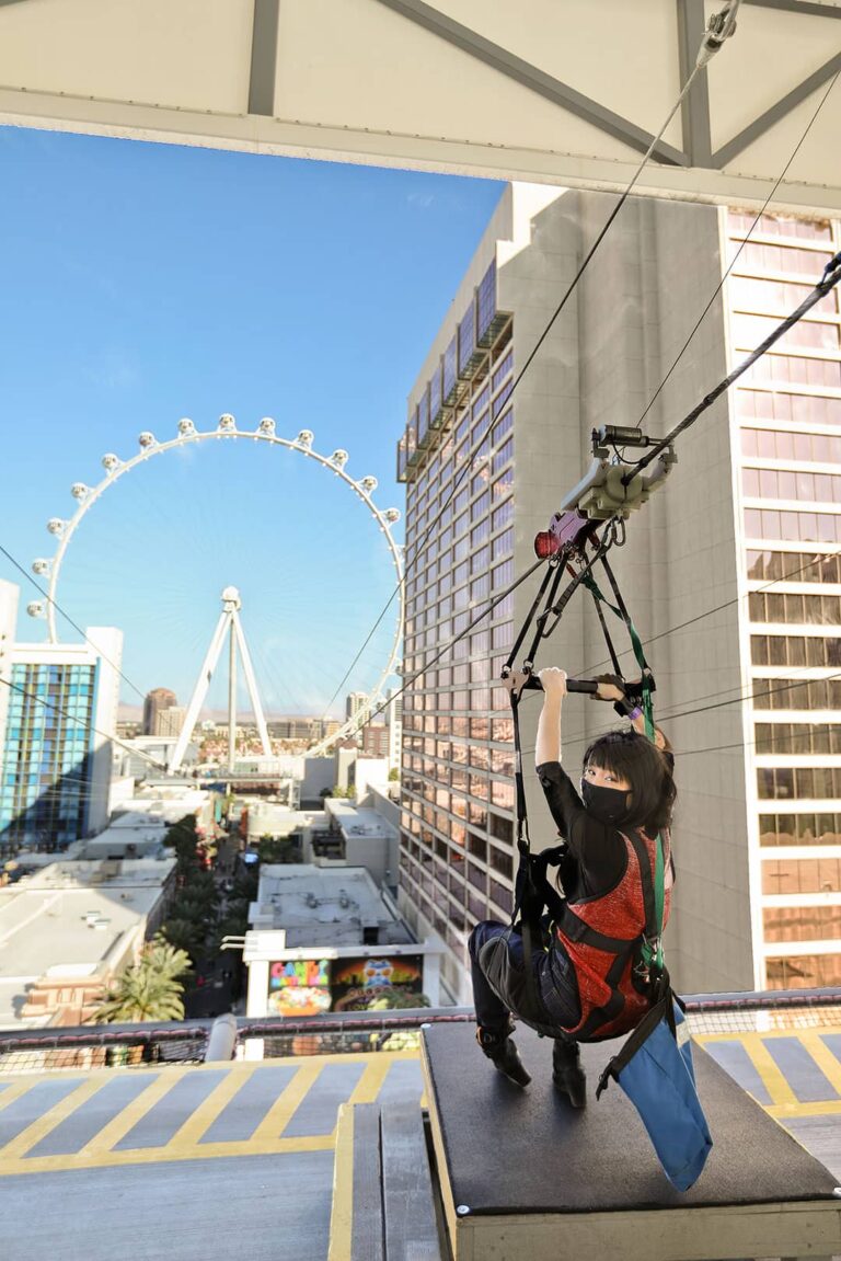 The LINQ Promenade - Your Ultimate Guide on What to Eat See and Do